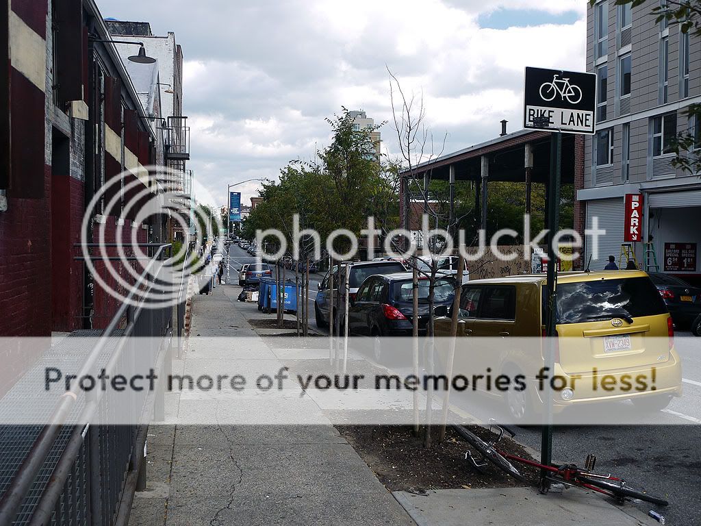 New York: Brooklyn Street Art (Part 3) - The City Lane